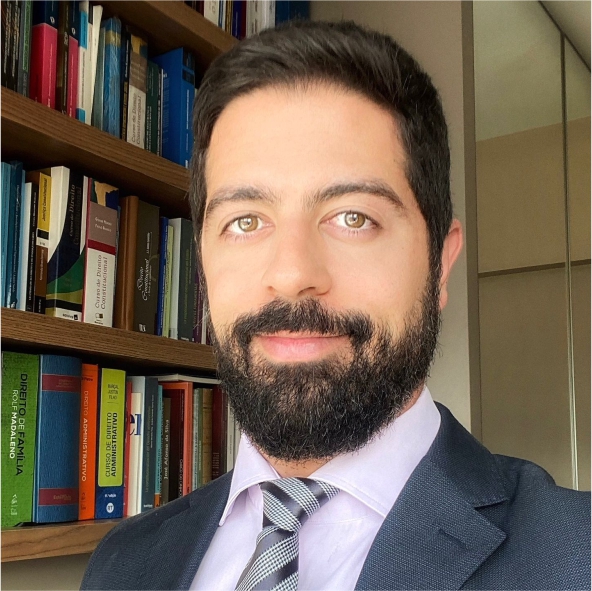 Daniel Hachem - Escola Paranaense de Direito